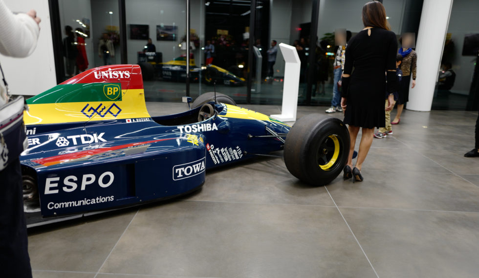 【動画】ランボルギーニ製エンジンを搭載し、日本人初の「F1表彰台」を獲得したF1マシン、LC90を見てみよう - Life in the ...