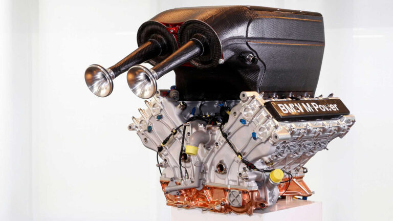BMWがル・マン参戦用「BMW M ハイブリッドV8」に搭載するエンジンを公開！M4 DTMのP48、M8 GTEのP63ではなく2017− ...