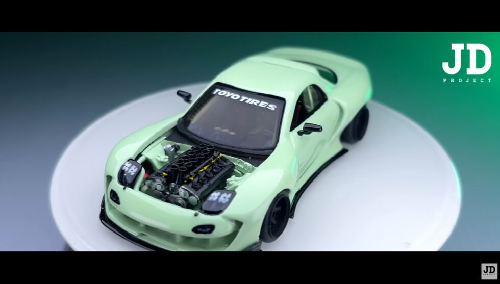 ホットウィール製マツダRX-7に「パガーニのV12エンジンを突っ込んだ」魔改造！実在するチューンドカーを驚きの技術で再現 - Life in ...