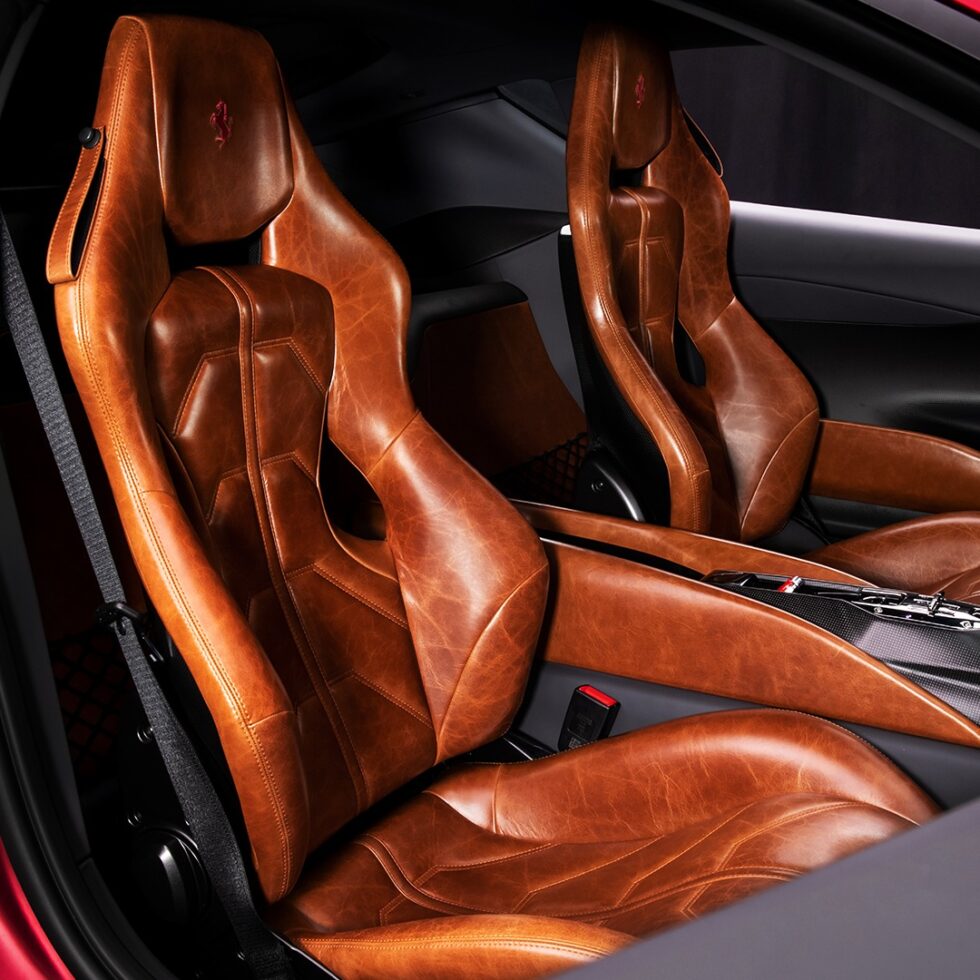 フェラーリが812コンペティツォーネ「テーラーメイド」最新モデルを公開。モータースポーツの熱狂と洗練とを融合させた仕様を持つ一台 - Life ...