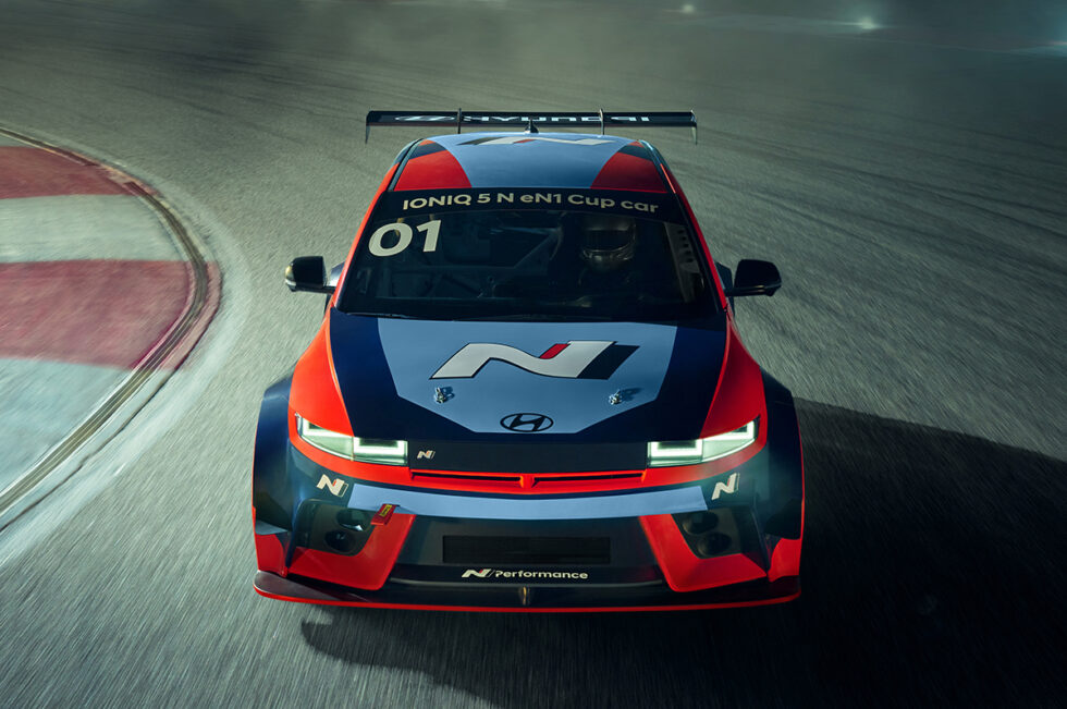 ヒョンデが今年から開催される「eN1」クラス向けレーシングカー、アイオニック5 N eN1カップを発表。650馬力を発生、火災に備え電気火災専用消火器などの安全対策も - Life in ...