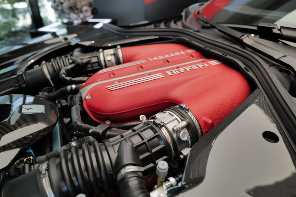 【新車のボルト / ナットにあるカラフルな線の謎】黄色や青のマークは一体何？「整備不良」ではなく品質の証だった - Life in the ...