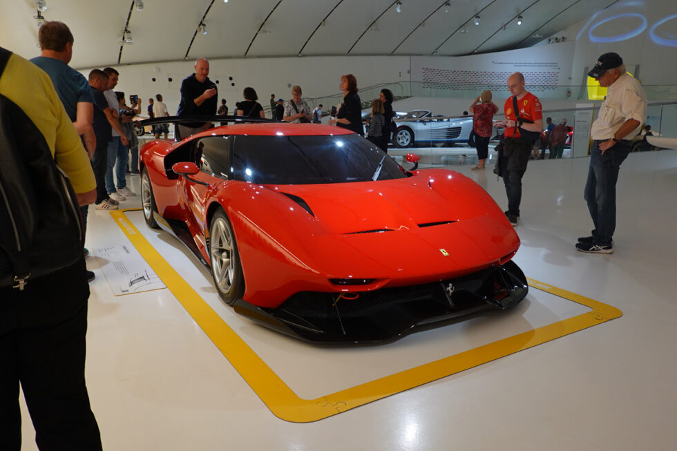 フェラーリが公式アプリ「My Ferrari」をリニューアル。自動車業界で最も使いやすくユーザーフレンドリーだとボクが考えるアプリを見てみよう ...